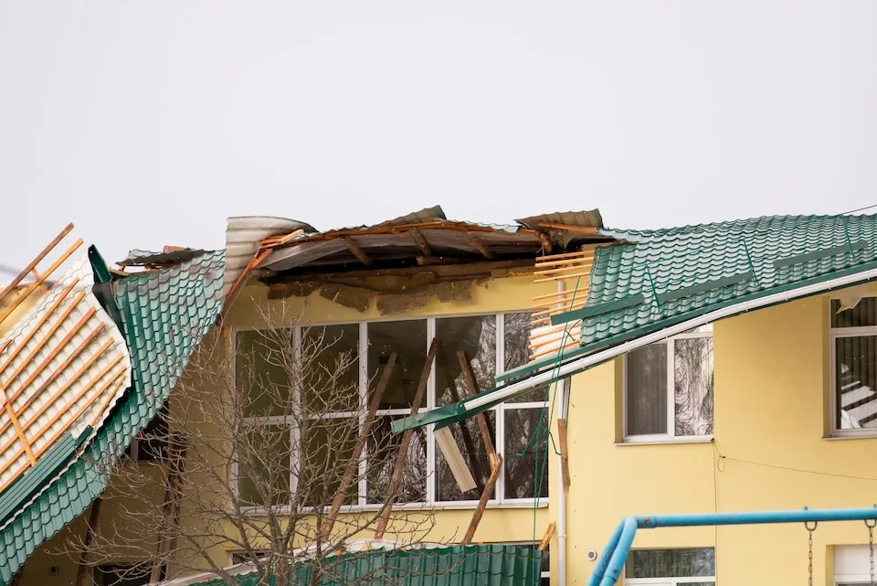 How to Spot Wind Damage On Your Roof | Stronghold Roofing